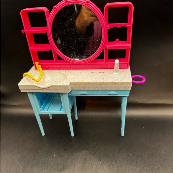 Barbie | Toys | Barbie Vanity W Mirror Replacement Play Set Mattel Blue ...